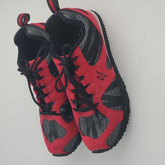 Reshod | Shoes | Reshod Walking Shoes Red And Black Size 65 Women ...